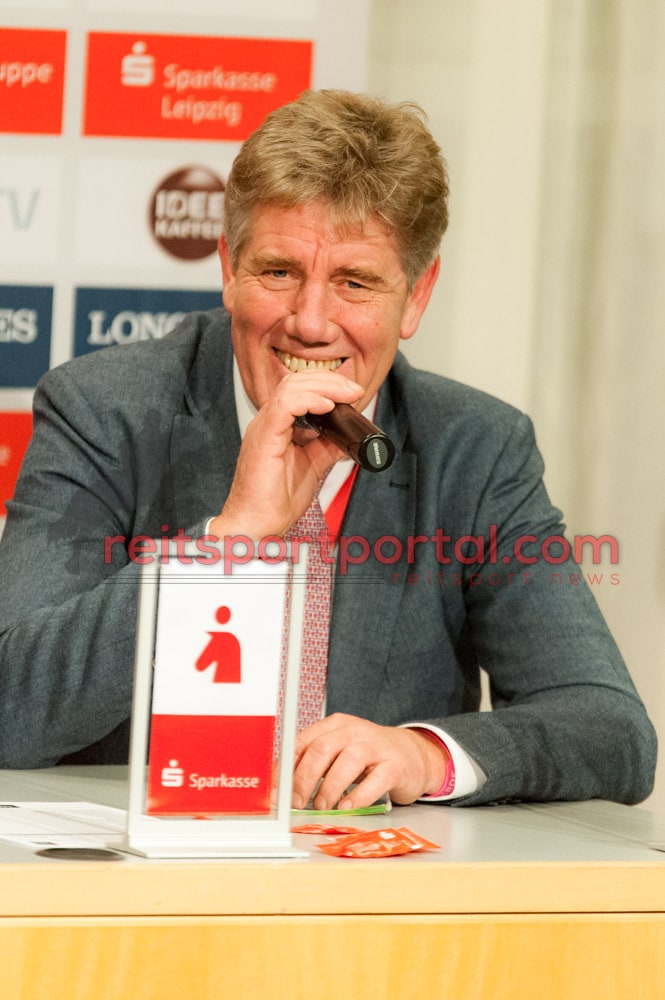 Parcourschef Frank Rothenberger - Reitsport Portal