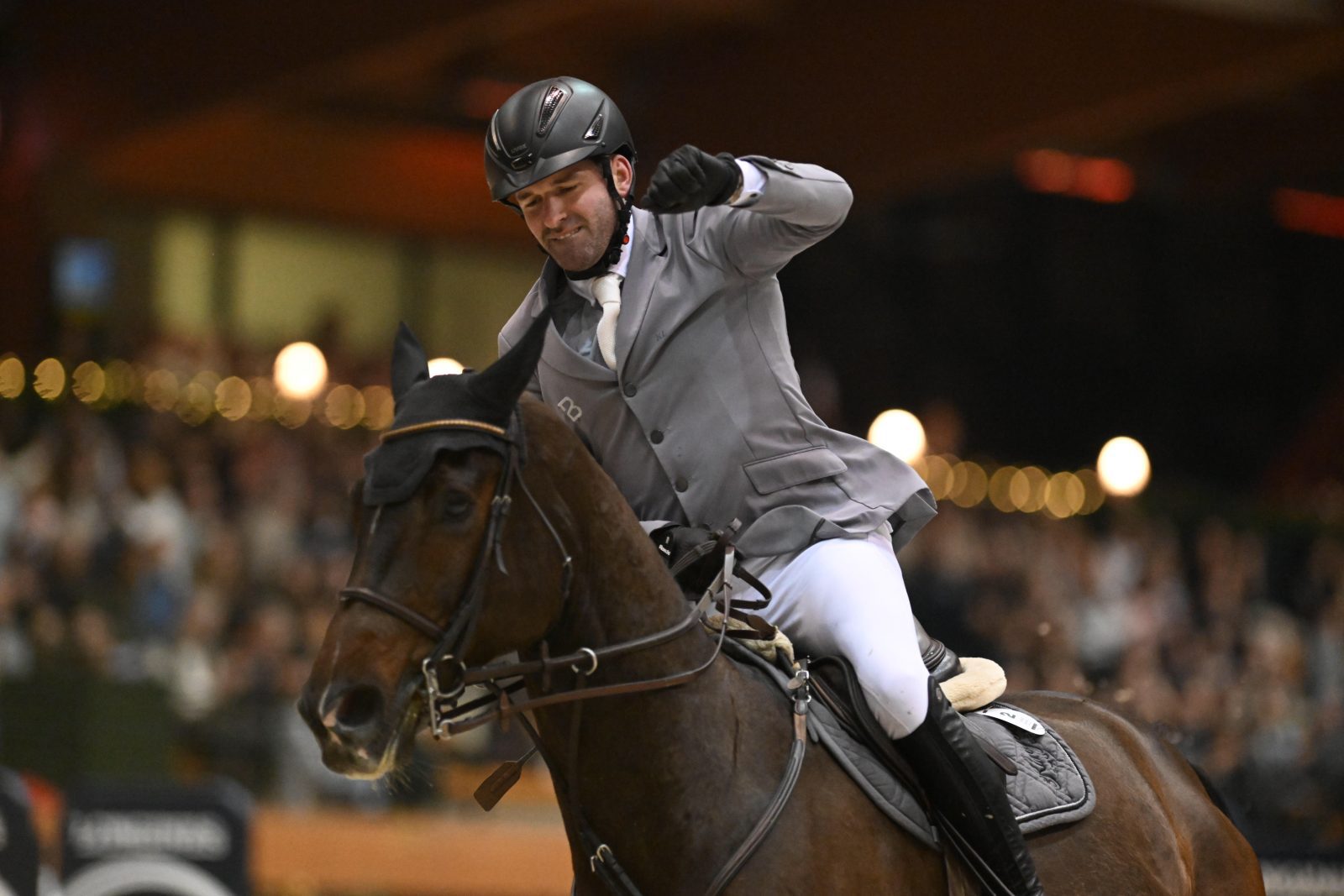 Unglaublich! Philipp Weishaupt siegt mit dem erst neunjährigen Kilmister vor Harrie Smolders und ...