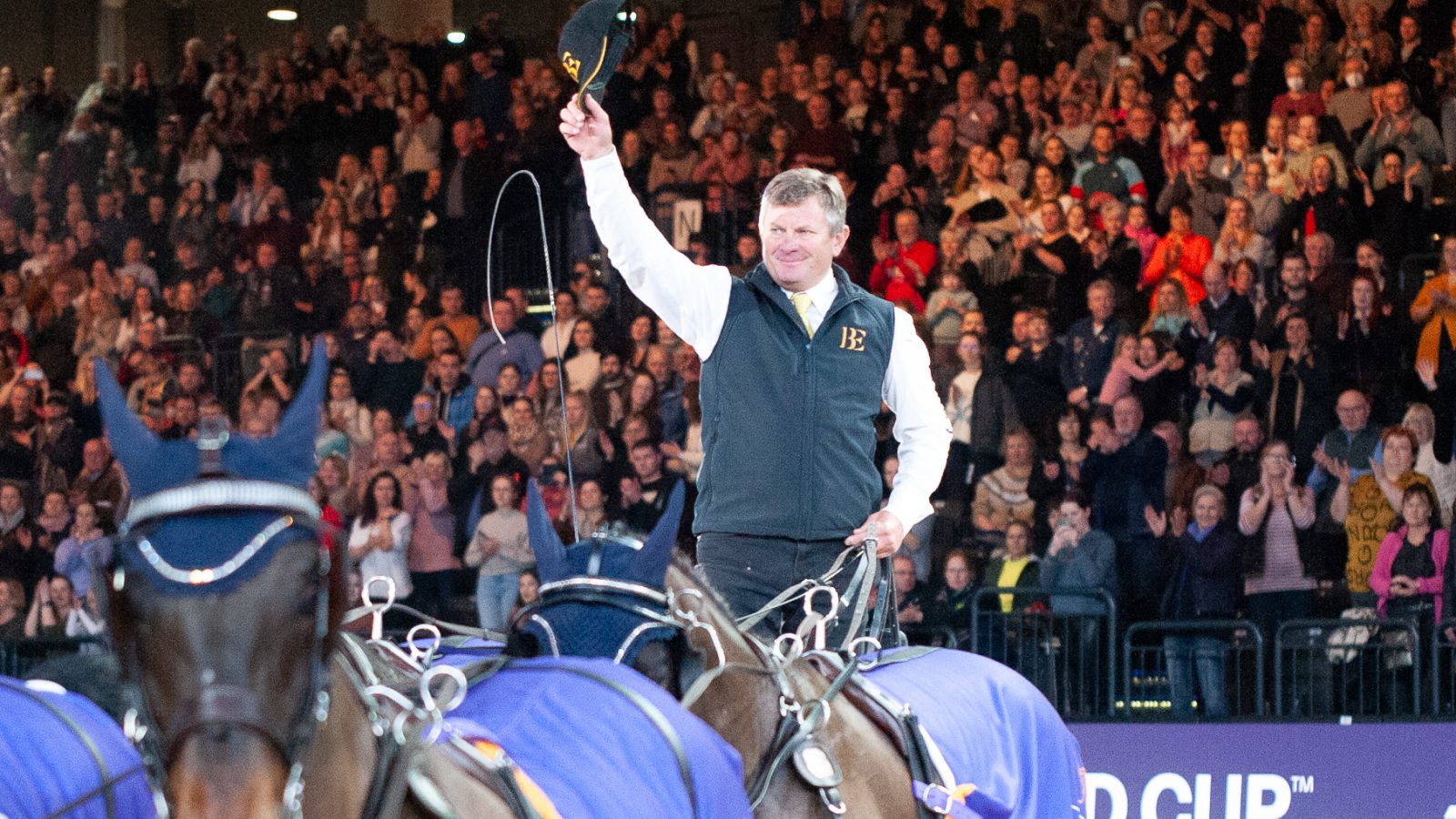 Boyd Exell und sein Gespann fliegen zum Sieg im FEI Driving World Cup ...