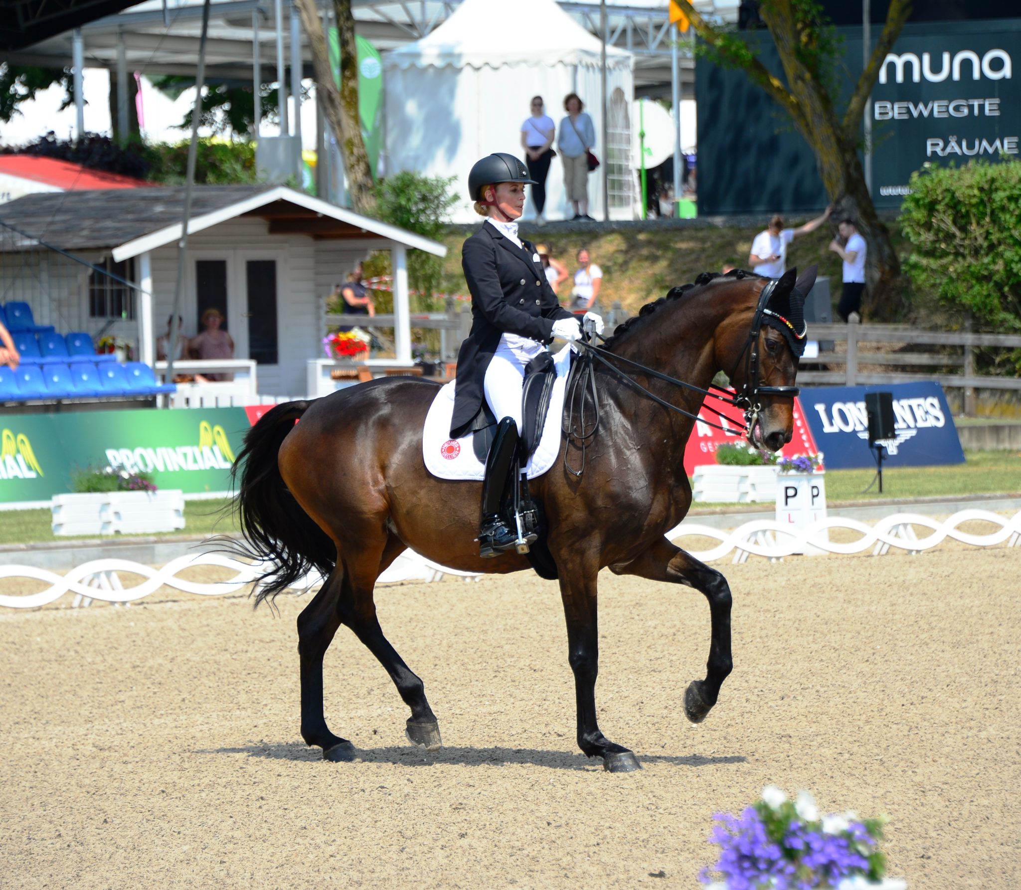 Balve DM Dressur 100623 Siegerin GPS von Bredow-Werndl, Jessica Dalera ...