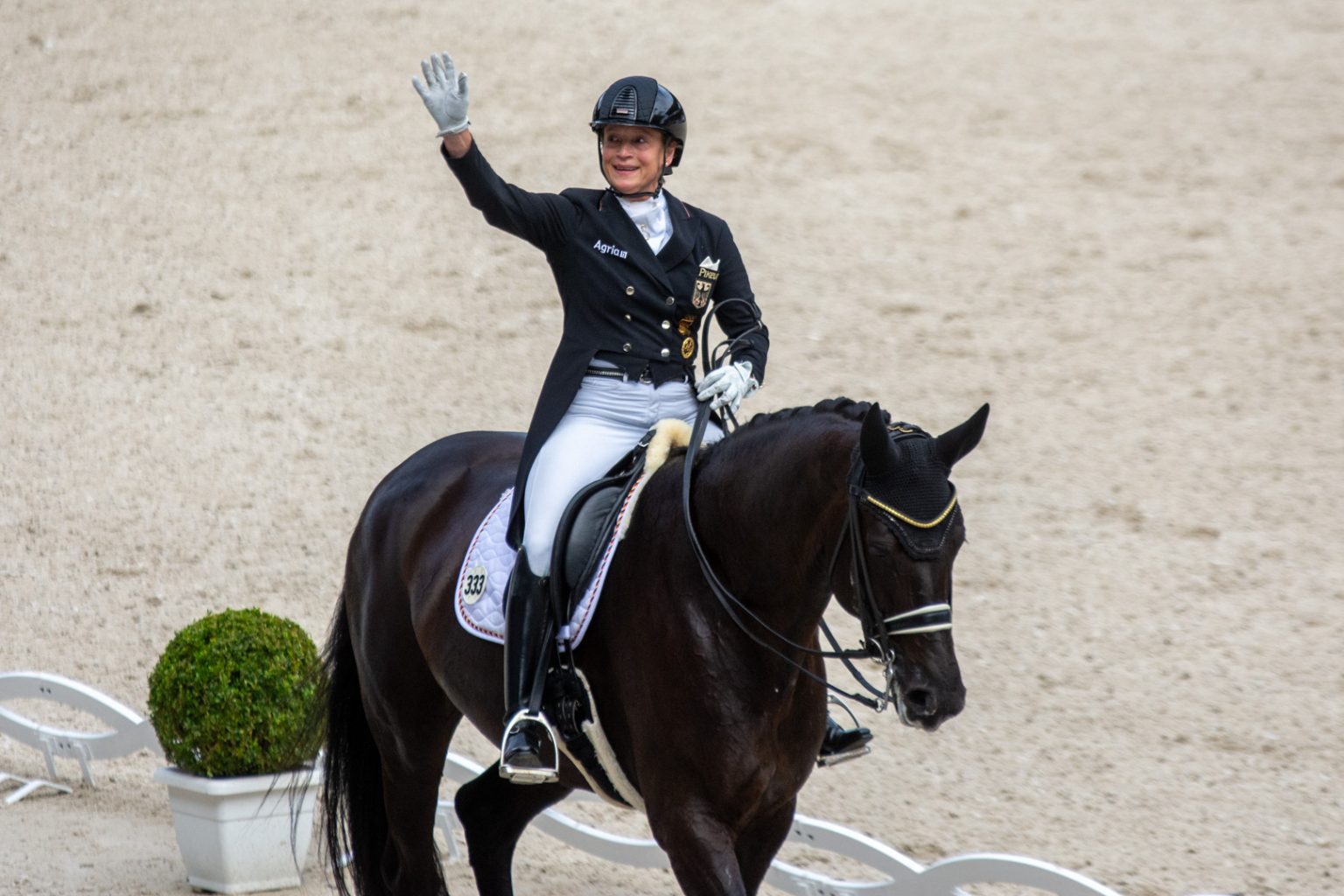 Richard Vogel ist auch 2025 im Longines FEI World Cup bei den Stuttgart ...