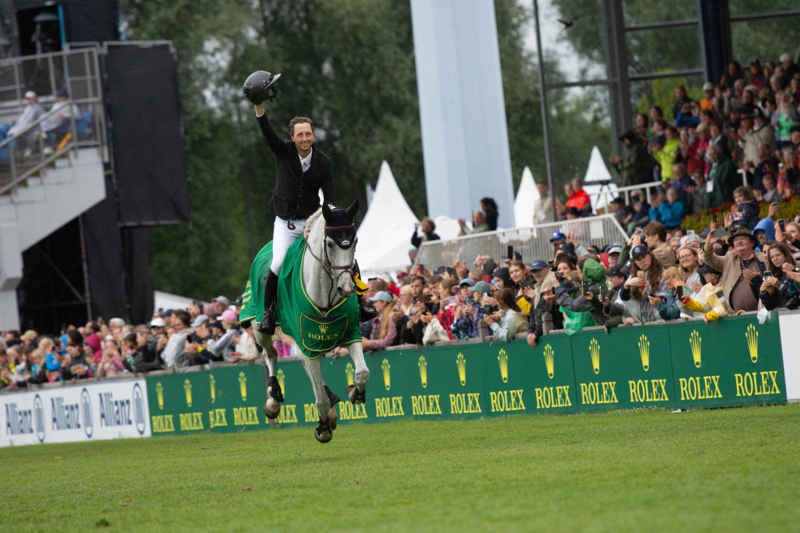 Martin Fuchs - ein neuer Name in der Liste der Sieger im Rolex Grand Prix dem Großen von Aachen ...
